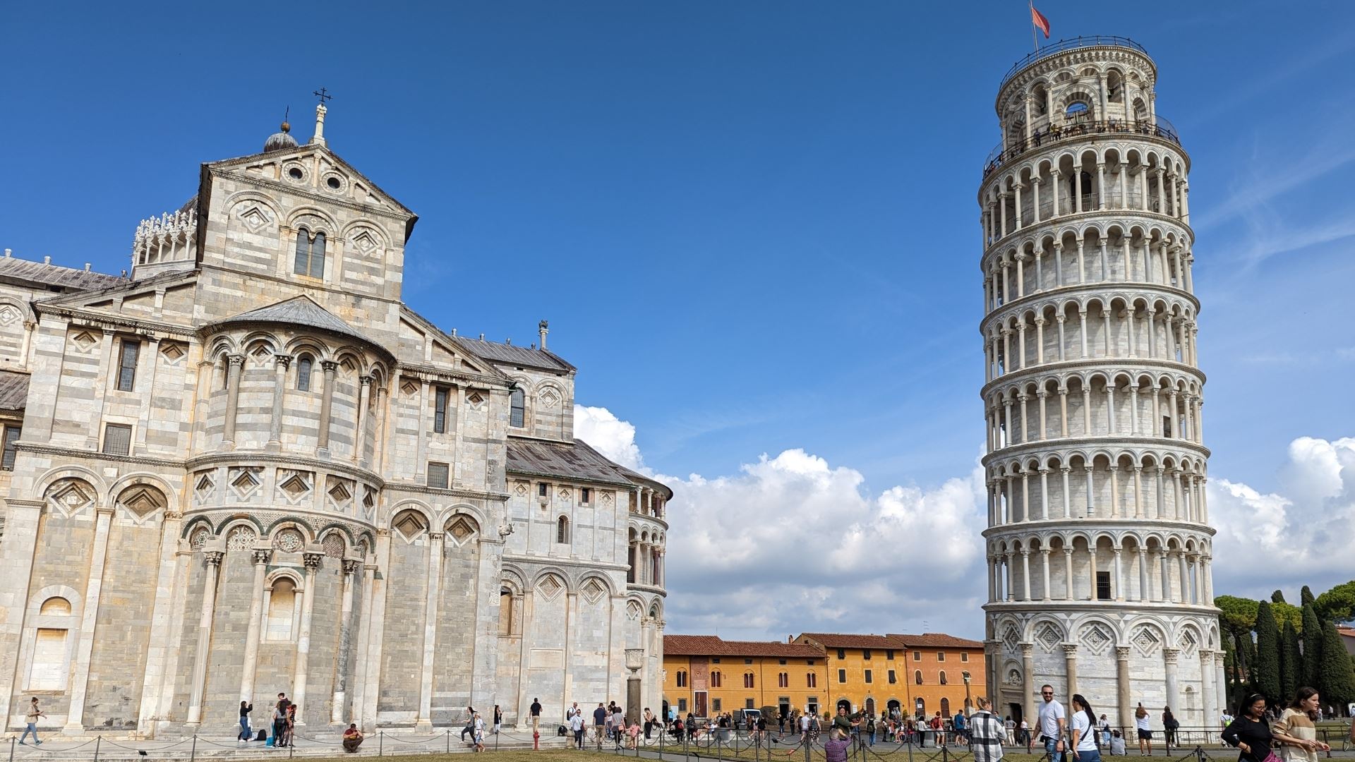 Le guide de voyage pour Pise - attractions uniques, restaurants locaux ...